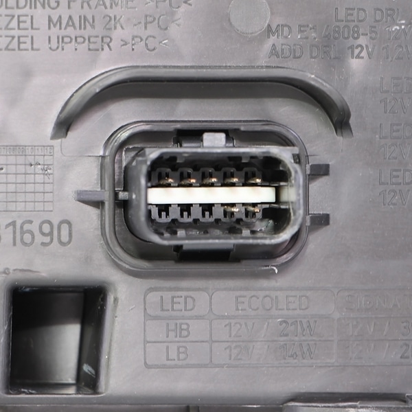 PHARE D RENAULT CLIO V 05/19 => 260103814R - Les Pièces Auto Pro